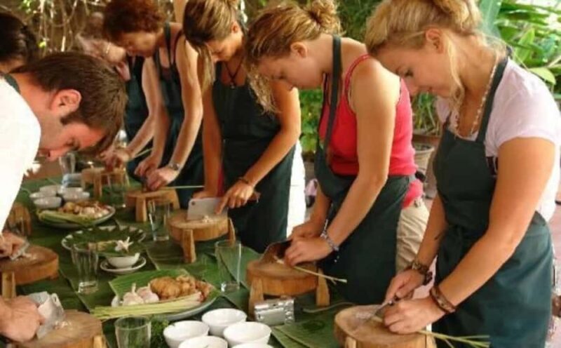 Da Nang: Home Funny making coffee workshop and cooking class - Key Points