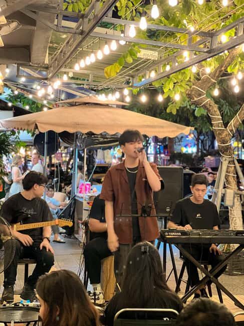 Da Nang: Michelin Food Tour with Live Music - Key Points