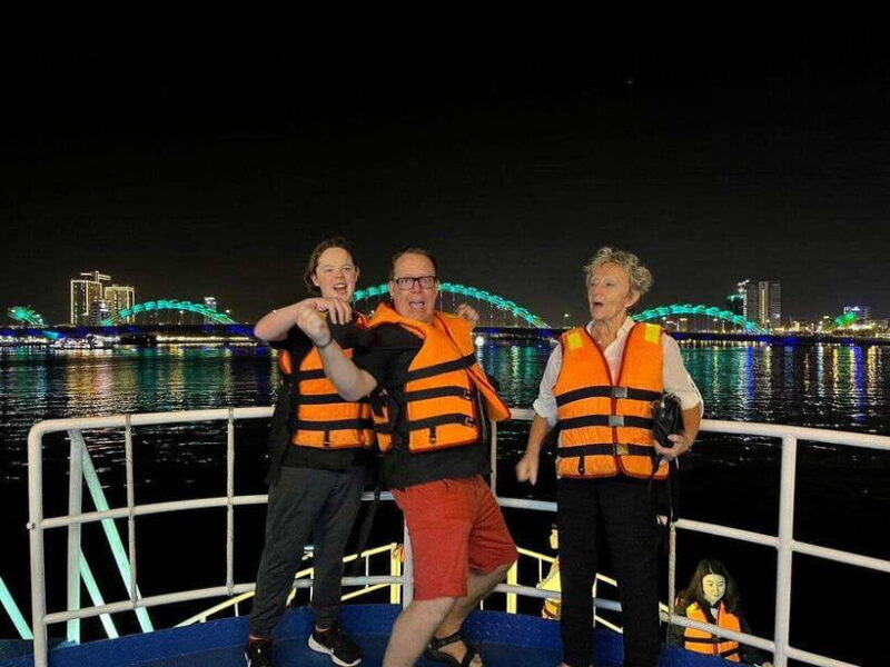 Da Nang Private Night Tour: Market, Sightseeing & Cruise - What It Feels Like to Experience This Tour