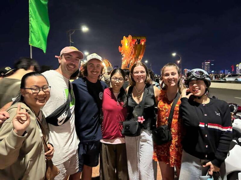 Da Nang Street Food Tour With Acoustic Live Music Bar - Exploring Da Nang by Night: A Food, Sightseeing, and Music Experience