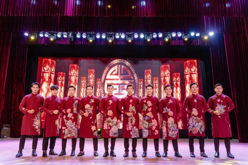 Da Nang "The Ao Dai" Show: Timeless Vietnamese Elegance - Key Points