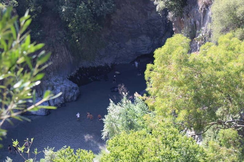 Da Taormina: Mount Etna 1800mt and Alcantara Gorges - Reaching Mount Etna: The 1800-meter Stop