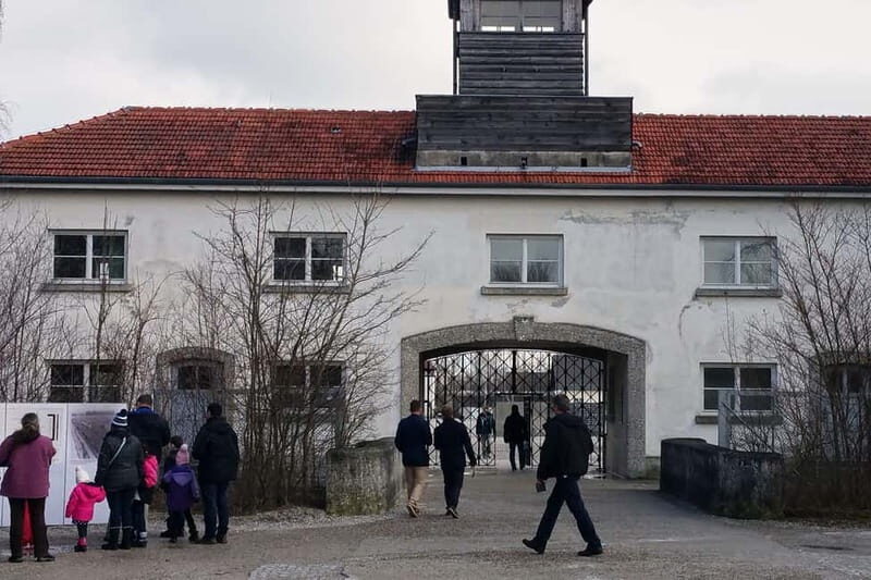 Dachau Memorial Site Tour With Small Group - The Itinerary: What You’ll Experience