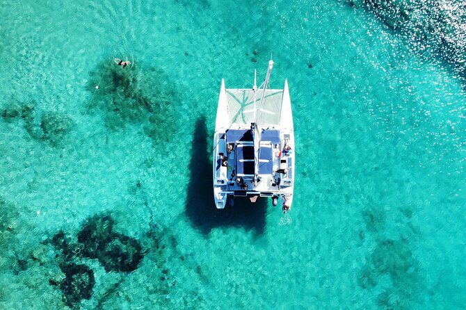 Daily cruise on a sailing catamaran on the La Maddalena archipelago - Key Points
