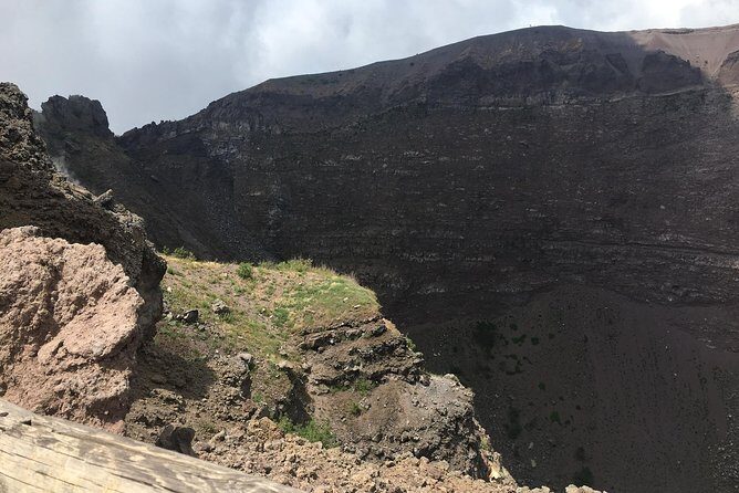 Daily Excursion Full Day 8 Hours ( Vesuvio Pompei) - A Balanced Look at the Experience