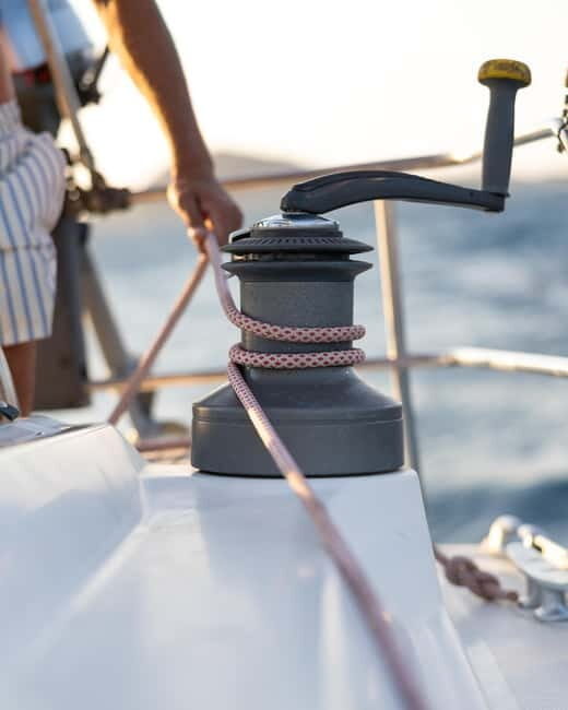 Daily Sailing experience between Naxos and Paros coastline - Key Points
