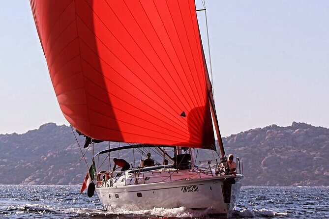 Daily sailing trip in the La Maddalena Archipelago - Value and Price