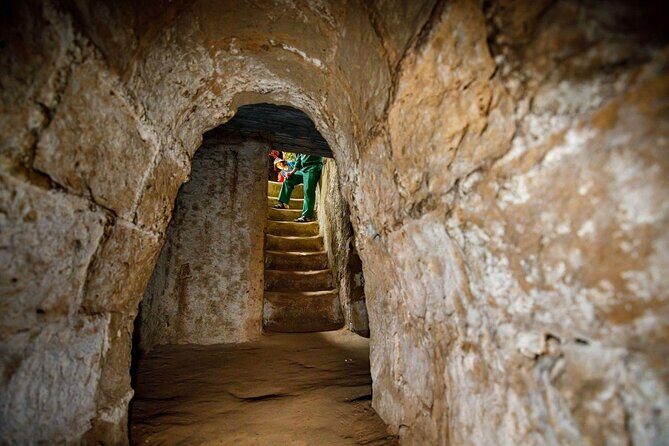 Daily Small Group To Cu Chi Tunnel - Key Points