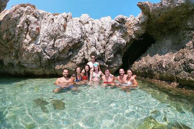 Daily tour in dinghy Favignana and Levanzo - Key Points