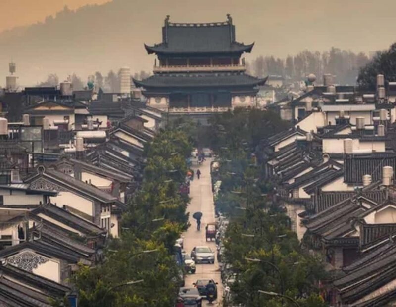 Dali: Ancient City, Three Pagodas, and Longkan (ErHai) Tour - Key Points