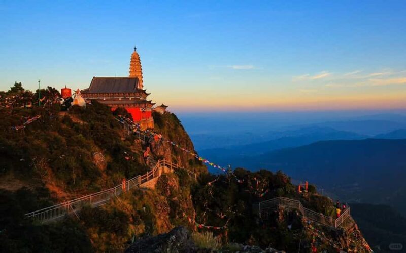 Dali: Jizu Mountain Private Tour - An In-Depth Look at the Jizu Mountain Private Tour