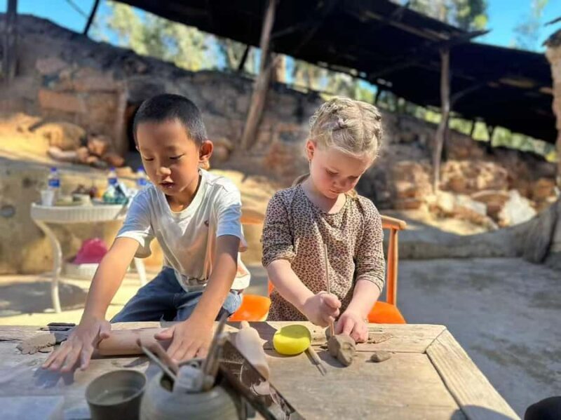 Dali Old Pottery Village Handicraft Experience - Key Points