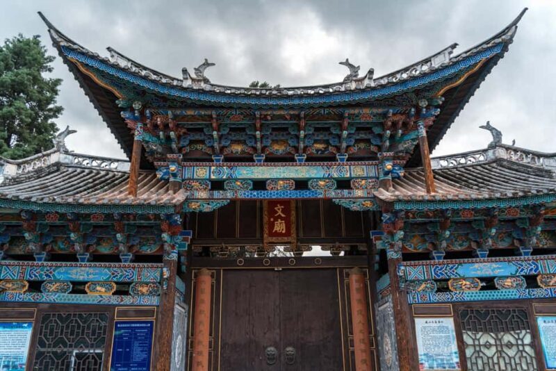 Dali: Weishan Ancient Town Private Tour - Authenticity and Cultural Insight