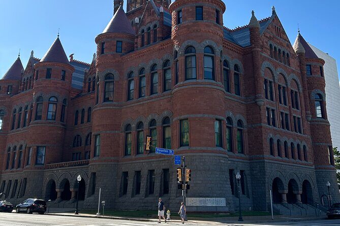 Dallas Historic Walking Tour - Who Should Consider This Tour?