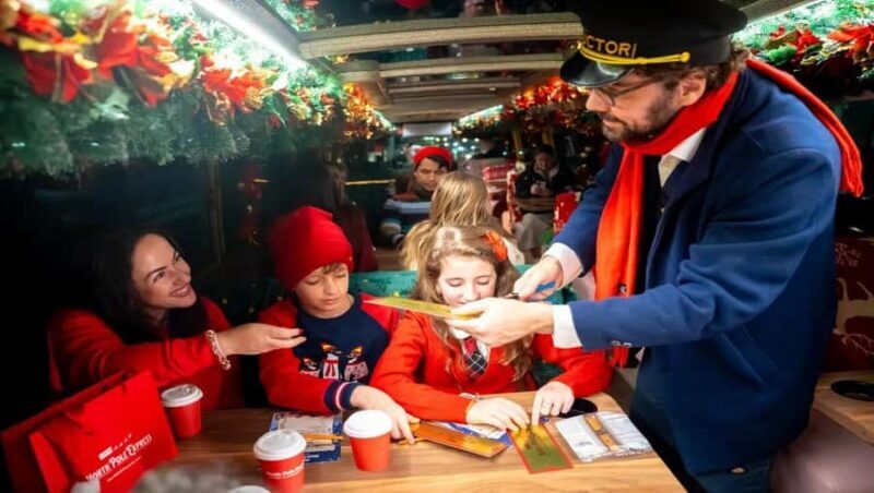 Dallas: North Pole Express Bus Tour Grapevine - Who Will Love This Experience?