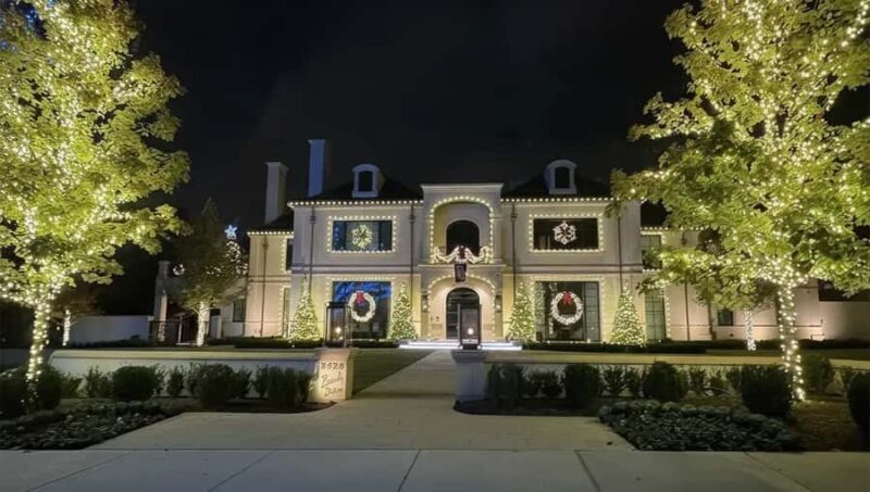 Dallas: North Pole Express Highland Park Bus Tour with Santa - Who Will Love this Tour?