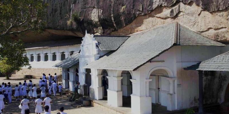 Dambulla: Cave Temple and Village All-Inclusive Tour - Detailed Review of the Dambulla Cave Temple and Village Tour