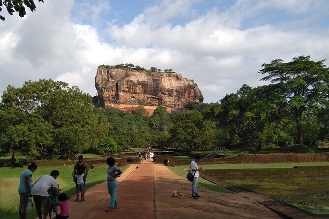 Dambulla, Sigiriya and National Park Safari Tour from Kandy - Who Should Consider This Tour?