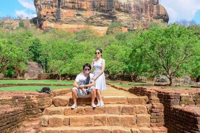 Dambulla, Sigiriya and Pidurandala Day Tour with a verified tour guide - FAQ
