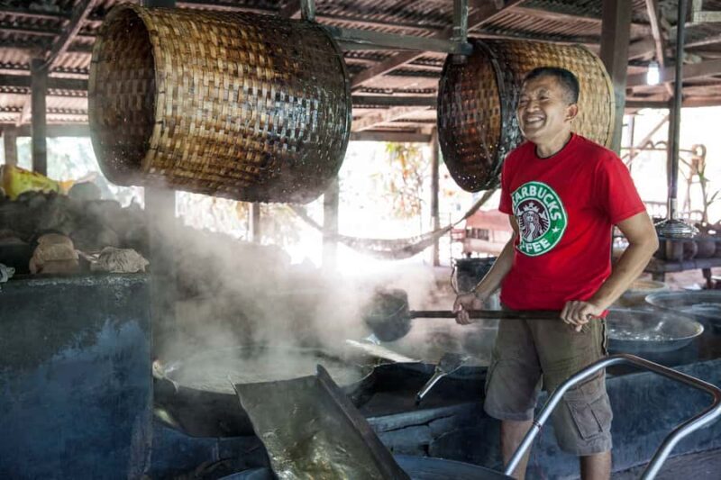 Damnoen Saduak, Reclining Buddha, and Wat Arun Private Tour - The Value of a Private, Guided Experience