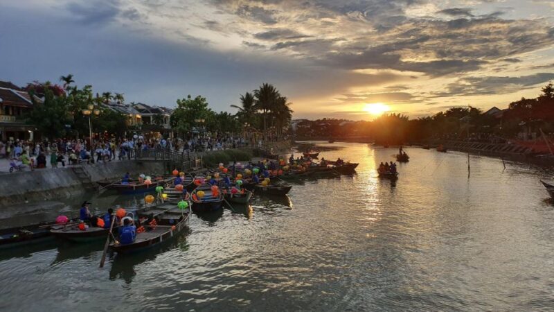 DaNang: Lady Buddha, Marble Mountain, Hoi An Town Group Tour - Exploring the Highlights of the Tour