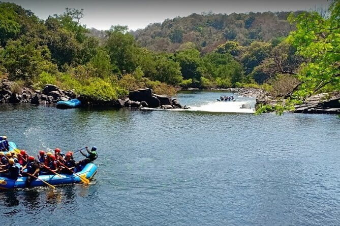 Dandeli One Night and Two Days Stay With Swimming Pool & Rafting - Who Should Consider This Tour?