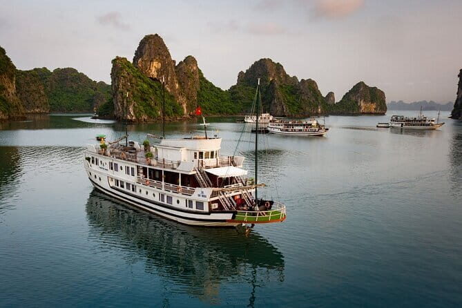 Daniel Cruise 3-day Explore Halong Bay and Lan Ha Bay from Hanoi - FAQs