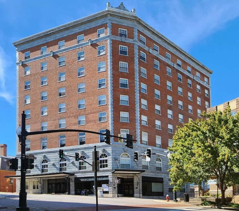 Danville History and Victorian Architecture Tour - What Travelers Can Expect