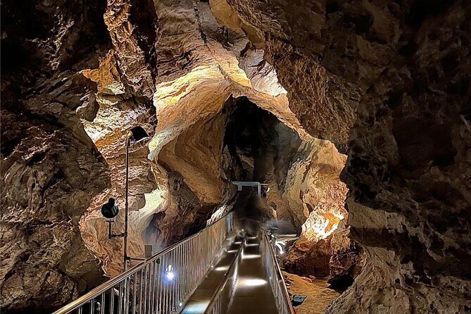 Danyang Tour to Guinsa Temple, Bobaljae, Ondal Film set and Cave - Guinsa Temple: Korea’s Largest Spiritual Sanctuary