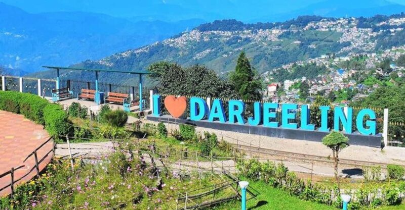 Darjeeling: Full-Day Guided Sightseeing Tour by Car - Key Points