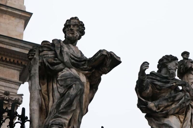 Dark Krakow: A Chilling Old Town Walking Tour - An Introduction to the Chilling Side of Krakow