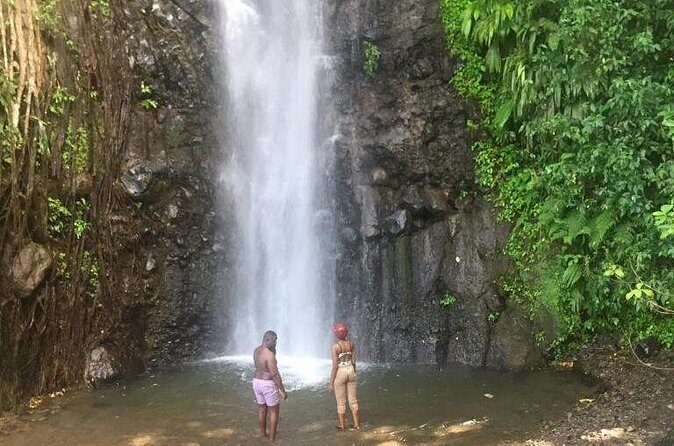 Dark View Falls Tour and Beach - FAQ