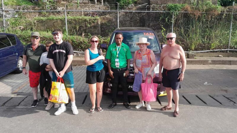 Dark View Falls tour with London Taxi and Tours - FAQs