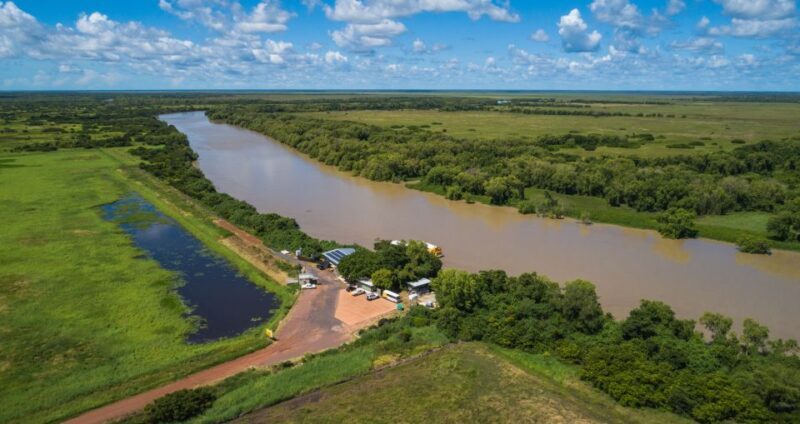 Darwin: Spectacular Jumping Crocodile Adelaide River Cruise - The Guides and Ethical Approach