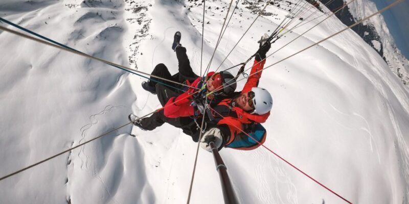 Davos: Tandem Paragliding Flight - An In-Depth Look at the Experience