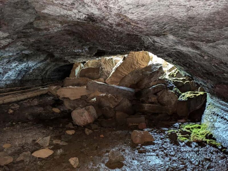 Day Hike to Helgafell: Lava Caves and Elves - easy/moderate - Starting Point and Logistics