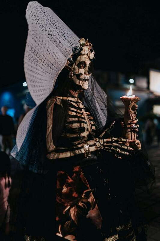 Day of the Dead Catrina Photoshoot & Mezcal Spirited Faces - Key Points