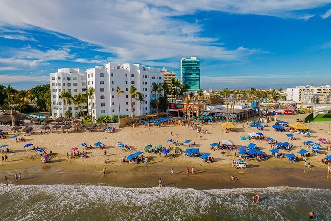 Day Pass at Mazatlan Beach Front Resort with Lunch - Key Points