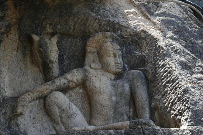 Day Tour Anuradhapura from Kandy by Lux Tours Lanka - Exploring the Anuradhapura Ruins: A Walk Through History