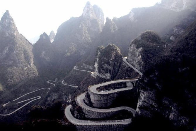Day Tour for Tianmen Mountian and The Longgest Glass Bridge in the world - What’s Included and What’s Not
