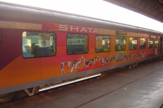 Day Tour from Khajuraho to New Delhi via Agra - Key Points