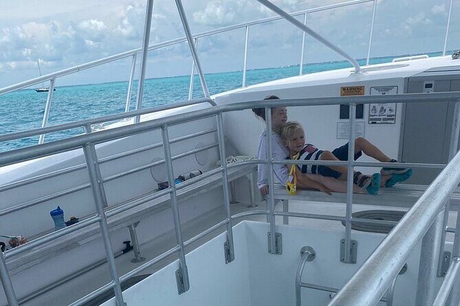 Day Tour Glass Bottom Boat In Islamorada - Introduction