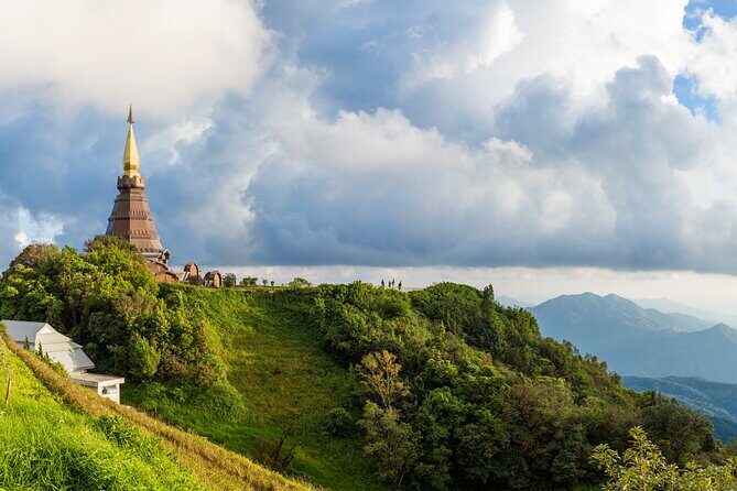 Day Tour in Doi Inthanon National Park & 2 Hour-Hiking with Lunch - FAQs