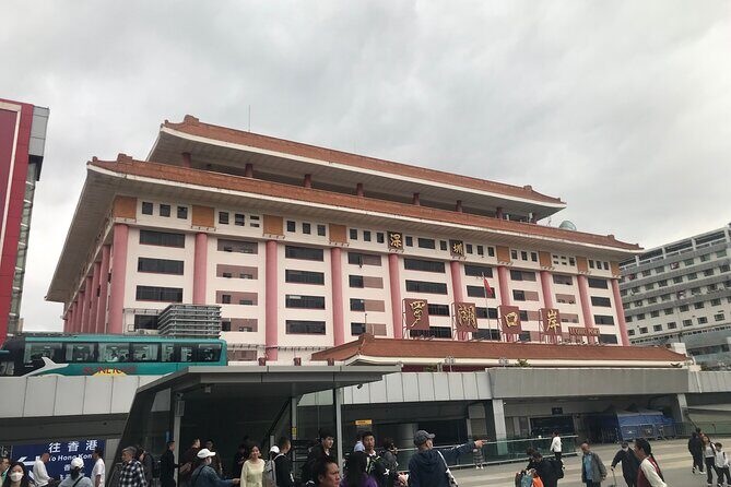 Day Tour in Shenzhen from Hong Kong on a Coach - FAQs