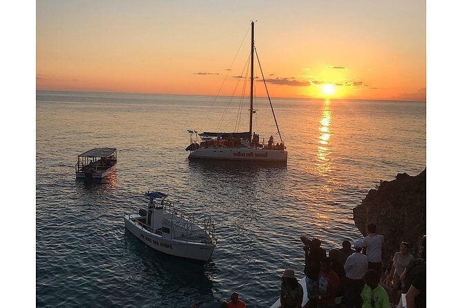 Day Tour Negril Beach & Ricks Cafe - FAQ