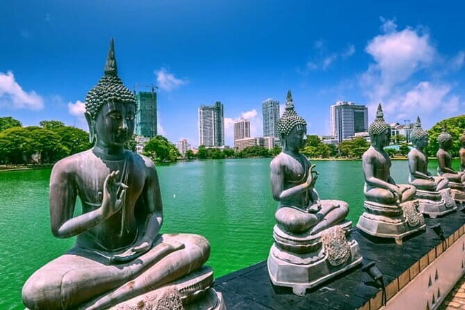 Day Tour of Colombo City - Gangaramaya (Vihara) Buddhist Temple