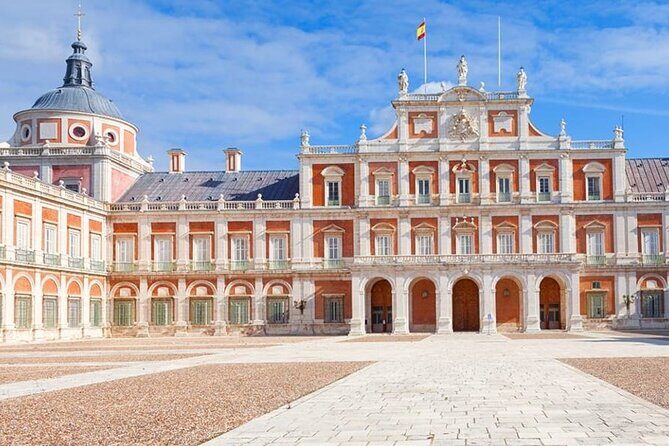 Day Tour to Chinchón, Aranjuez and Toledo from Madrid - Transportation, Timing, and Group Dynamics