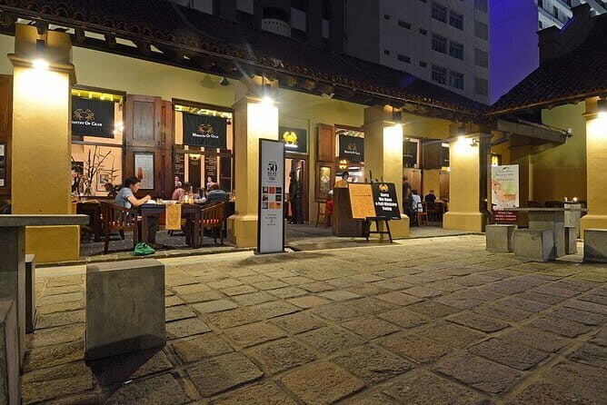 Day Tour to Colombo from Kandy by Lux Tours Lanka - An Introduction to Exploring Colombo