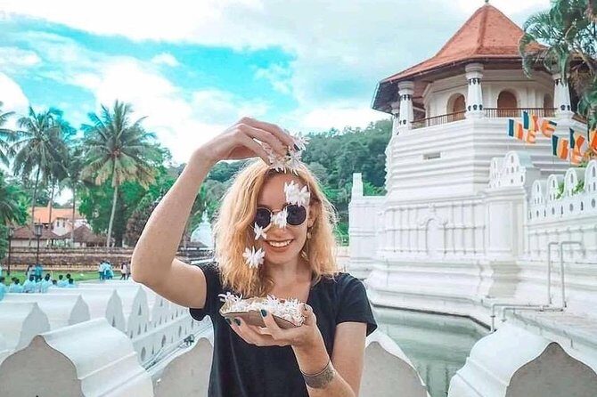 Day Tour to Kandy From Colombo - The Experience Unpacked: What to Expect from the Tour