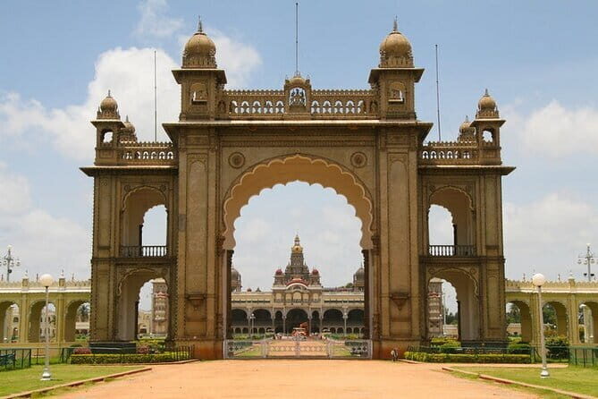 Day Tour to Mysore from Bangalore - Frequently Asked Questions